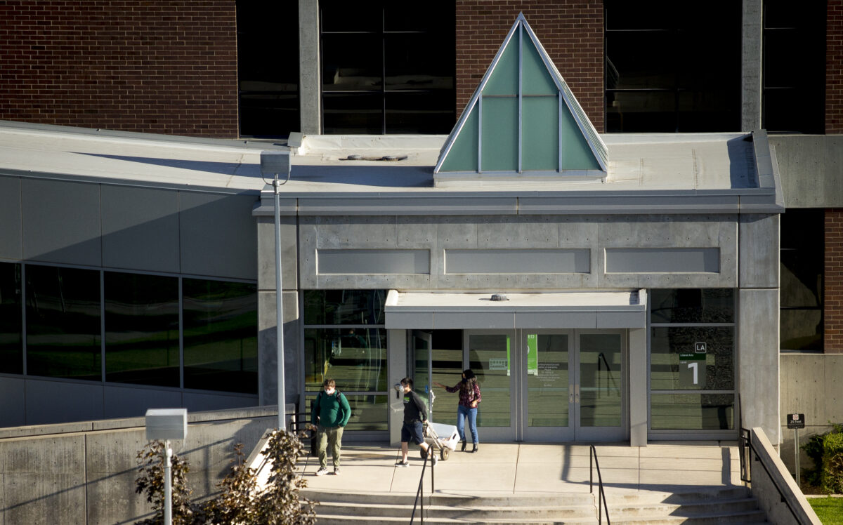 UVU’s 2518 Campaign continuing to support first-generation students ...